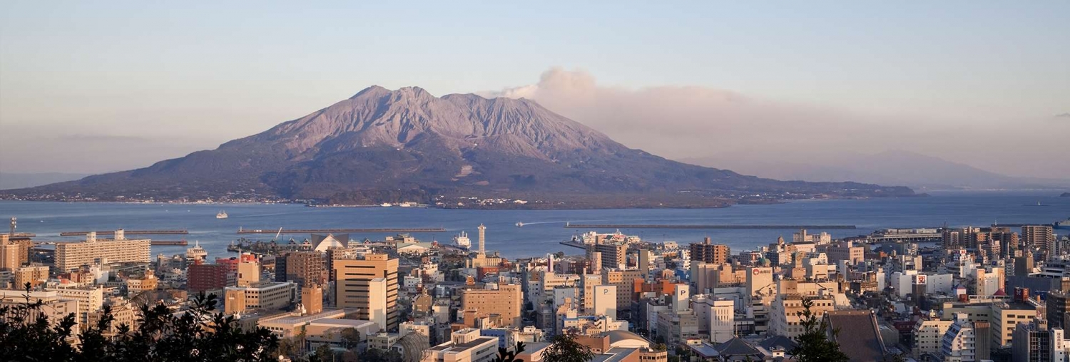 Kagoshima : The city in front of the Sakurajima - Wonderful Japan